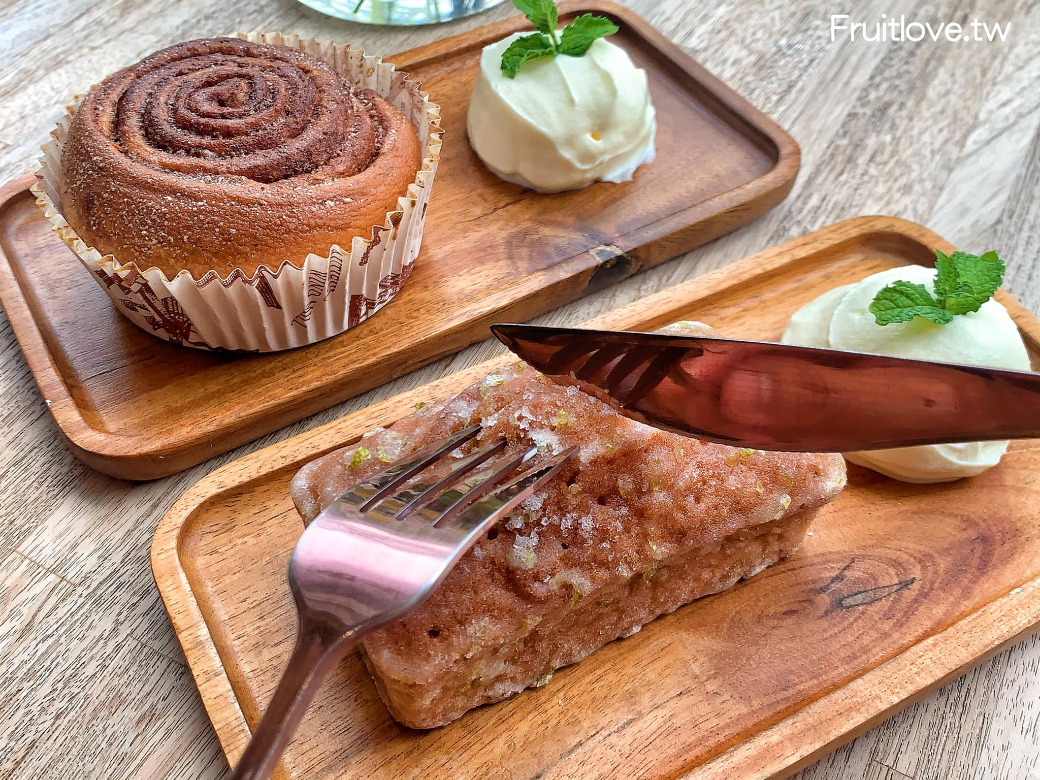 Rhino Cafe 犀牛咖啡-台中咖啡〉與室內設計結合的特色咖啡廳，內用消費不限時-台中南區美食/ 寵物友善咖啡廳 @果果愛Fruitlove